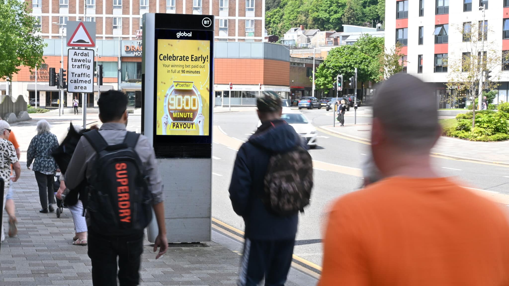 How Does Advertising Work On Digital Billboards? | Global's Knowledge Hub
